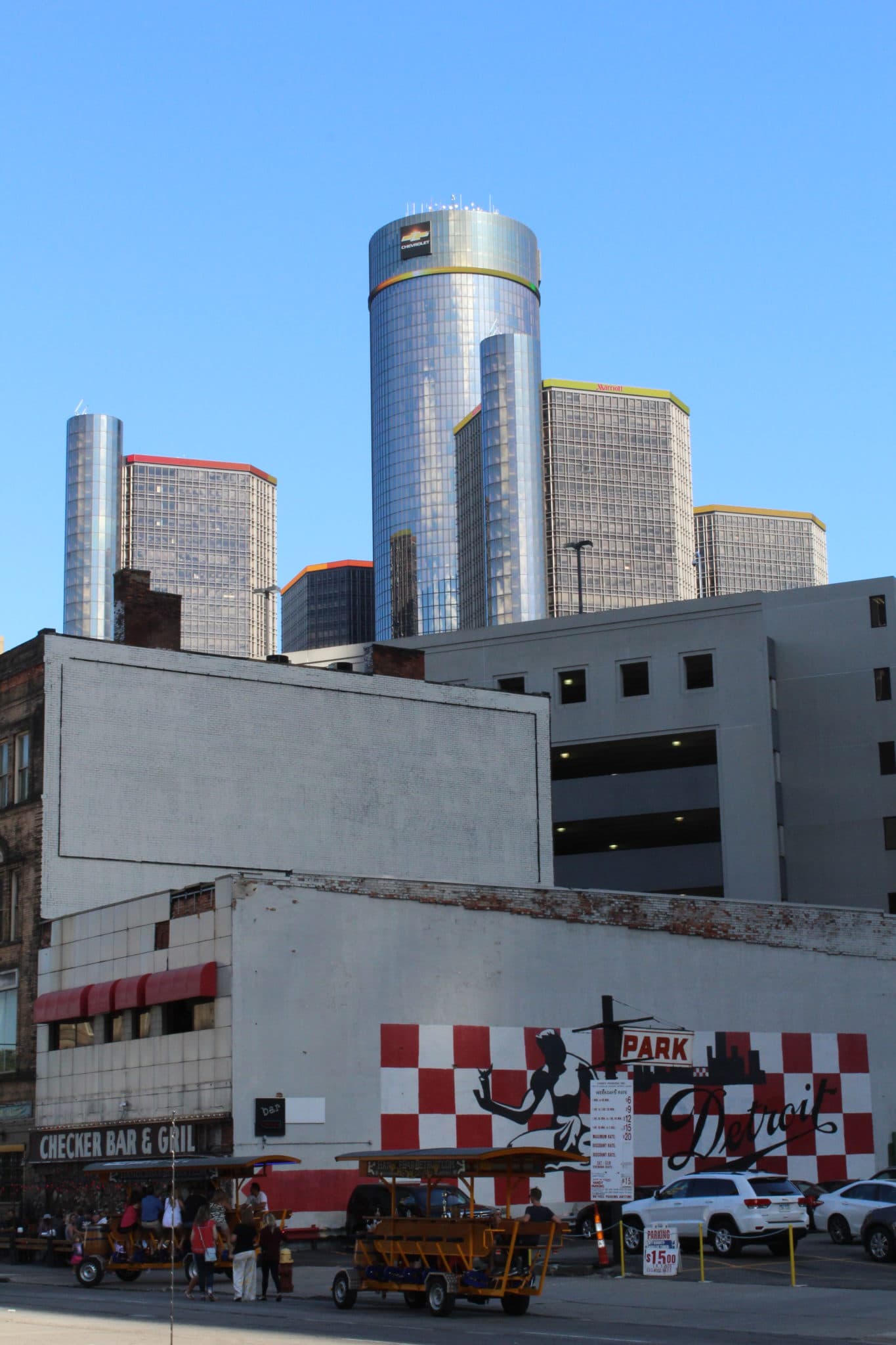 Patio Season: The Top 10 Patio Bar and Outdoor Restaurants in Detroit